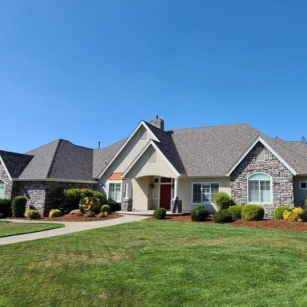 mikesroofingconstruction.com/